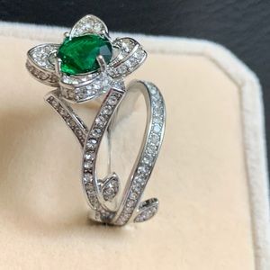 Jewelry | Rose Ring With A Green Stone | Poshmark